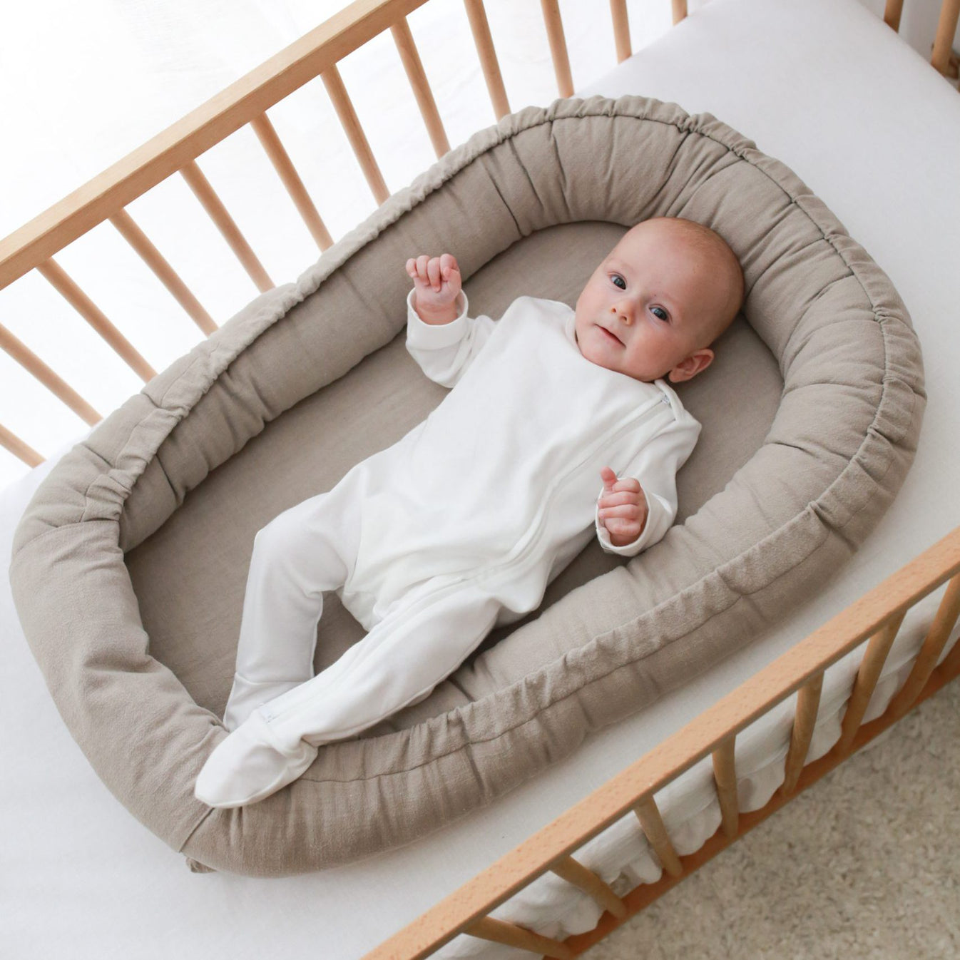 Ninho de bebé em linho bege – www.babynest.pt